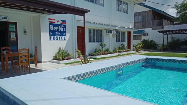 Bernis Hostel - Moalboal