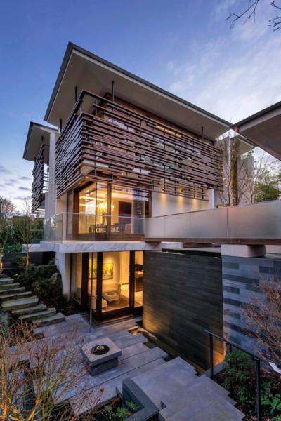 White House - Bowen Island