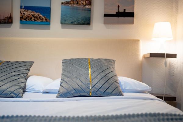 Pied-a-terre Saint Michel - ibis budget Menton Bord de Mer