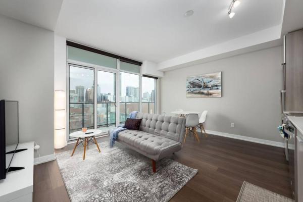 Toronto Condo With A View, St. Lawrence Market - Toronto