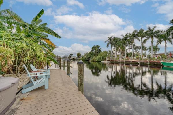 Waterfront North Fort Myers Home With Private Pool! - Fort Myers, FL