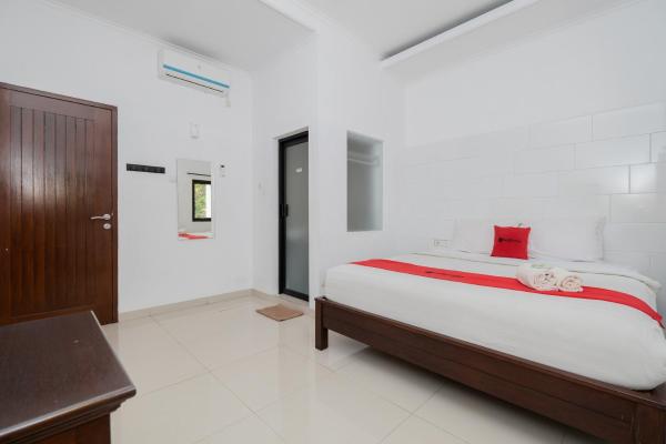 Reddoorz Near Jawa Timur Park 3 - Malang