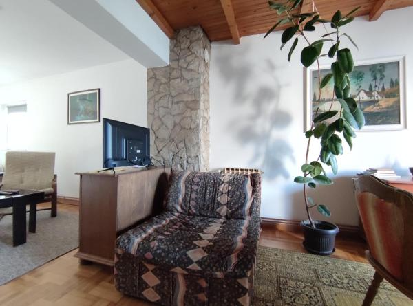 Nikolic Apartment - Serbia