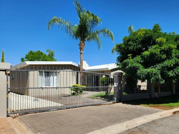 Green Kalahari Guesthouse - Namibia