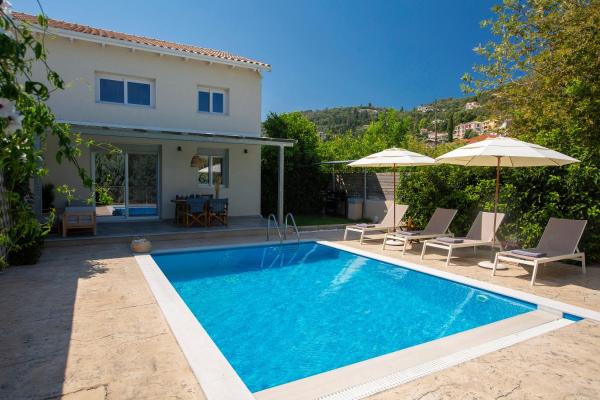 Grappolo Lefkada Villas - Villa Vertzami Just 2 Km From Lefkada Town - Lefkada