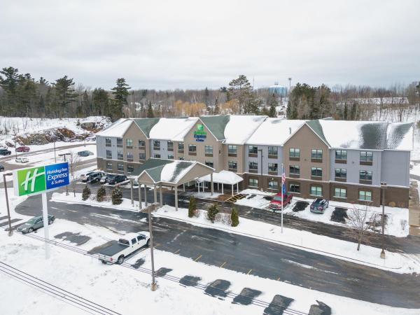 Holiday Inn Express & Suites Marquette By Ihg - Marquette, MI