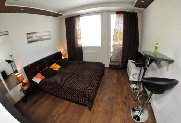 Apartman Saris