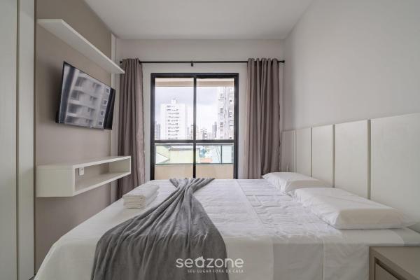 Aptos Em Prédio à 650 M Da Meia Praia - Rgos - Itapema