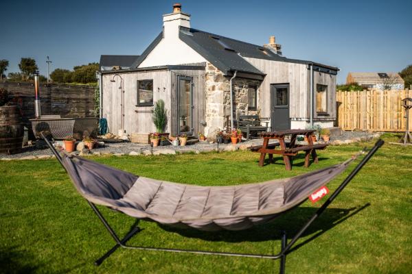 Jura, Mrs Leonard's Cottage - Jura