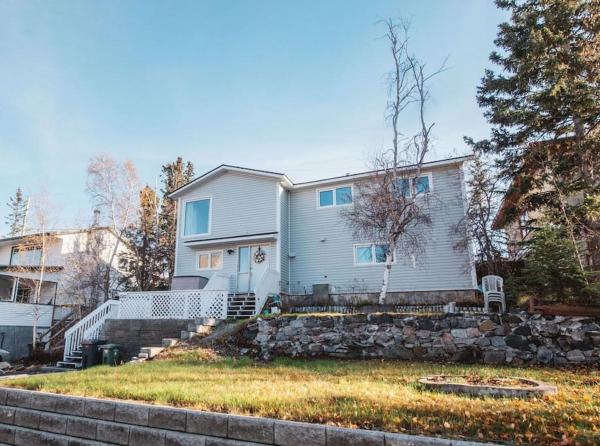 Yellowknife Downtown 50a Avenue Retreat - Yellowknife