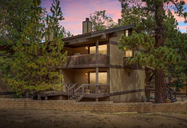 New Summit Lookout - Big Bear Lake, CA