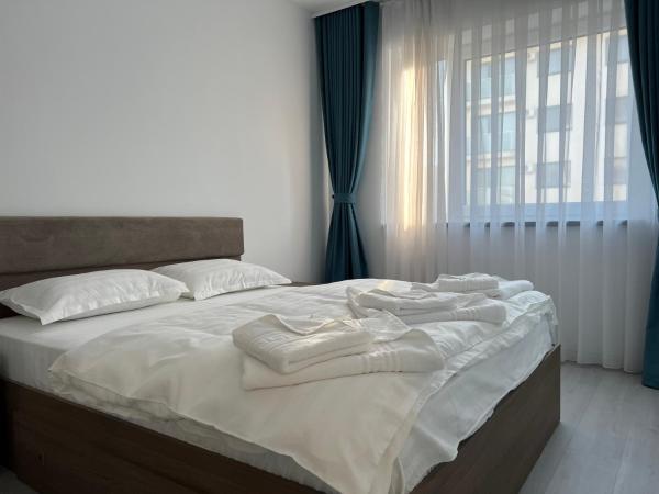Royal Blue Property - Oradea