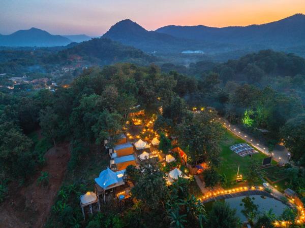 แคมป์ต๊ะต่อนยอน แม่กำปอง เชียงใหม่ Camp Ta-torn-yorn Maekampong Chiang Mai - Mae On District