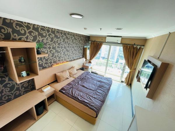 Superior Room At Galeri Ciumbuleuit 1st Tower With Best View - Bandung
