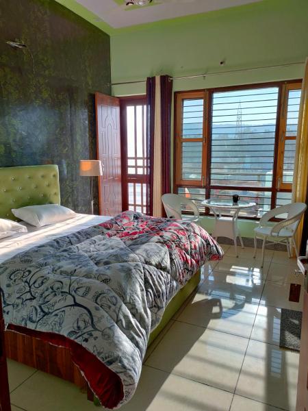 Laxmi Jawahar Homestay - Dehradun