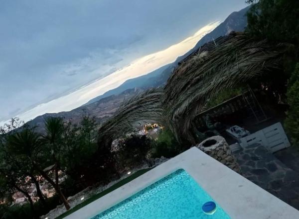 Casa Cueva "El Mirador De Piedra" - Jaén