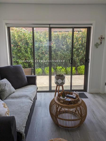 2 Bedroom Apartment With Garden Views In Sydney - Strathfield