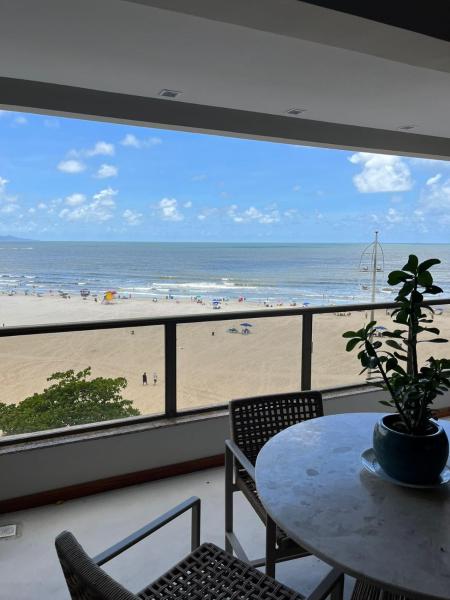 Apto Frente E Vista Inteira Mar Em Balneario Camboriu Deslumbrante E Aconchegante - Balneário Camboriú