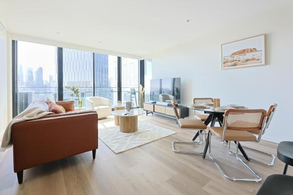 High-rise Platinum Tower Residence - St Kilda