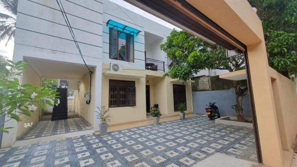 Pelican Beach Resort - Mirissa, Right Opposite To Coconut Tree Hills - Mirissa