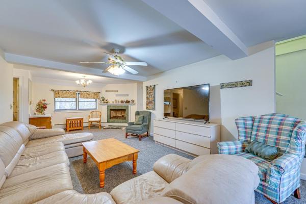 Spacious Ludlow Hideaway < 1 Mi To Okemo Mountain! - New England