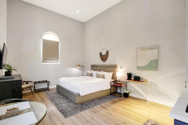 Villa Castillo 3 - Santa Barbara, CA