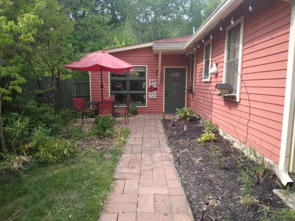 Betty Lous Garden - Indiana (State)