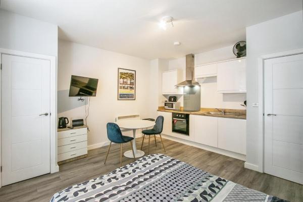 Charming Studio Flat In A Central Location - Bournemouth