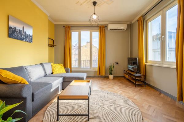 Golden Glow Residence - Sofia