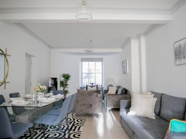 Super Spacious 3 Bedroom And 3 Bathroom Apartment - London Paddington Station