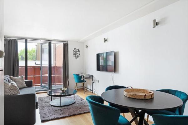Stylish Apartment With Underground Parking - Waterloo Station - London