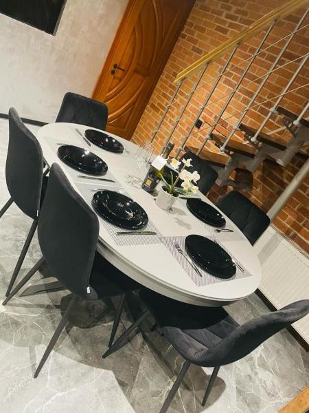 Brivibas Residence - Stones, Free Privat Parking, Free Wifi, Self Check-in - Riga