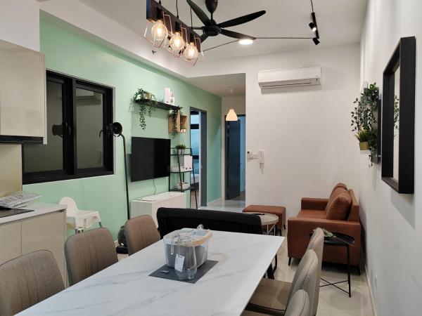 Paradigm Residence 6-8 Pax - Johor Bahru