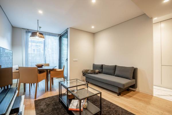 Primrose 1br Delight W Parking By Lovelystay - Porto