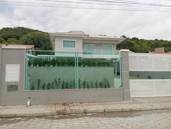 Casa 3 Quartos Praia De Bombas - Porto Belo