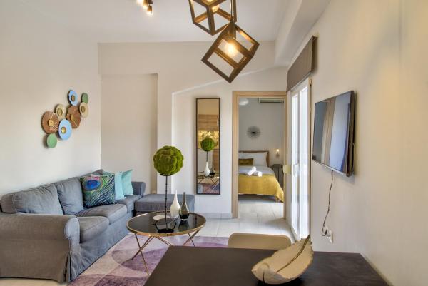 Hydra Apartment - Патры