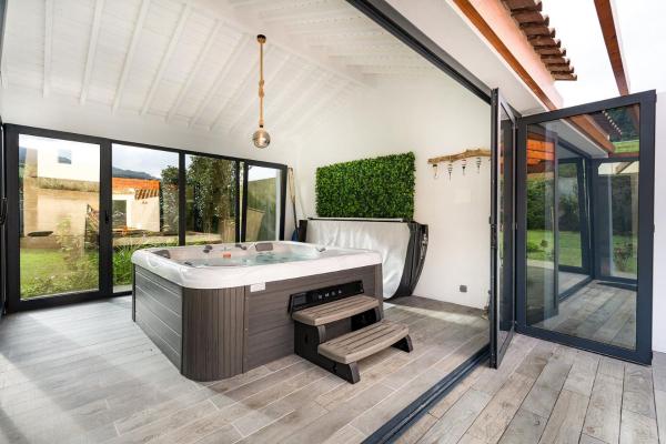 São Brás Luxury Home - Jacuzzi & Garden - Azoren