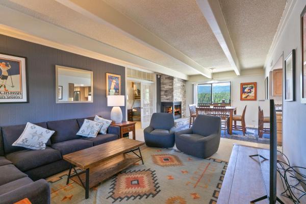 Ski & Racquet Club Condo B - Breckenridge, CO