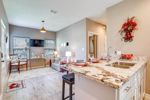 Pet-friendly Brownsville Apartment With Yard! - Brownsville, TX