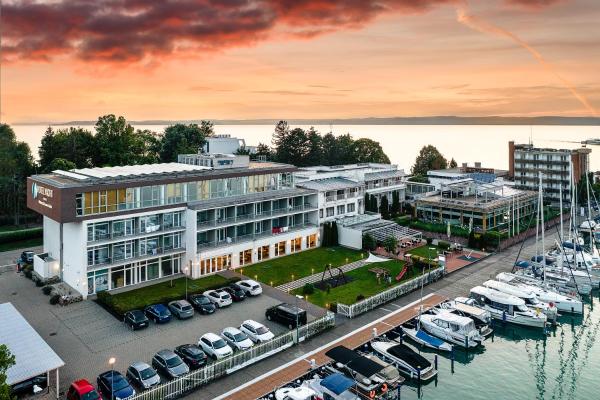 Hotel Yacht Wellness & Business - Szántód