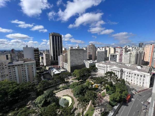 Curitiba Central - Apartamento Completo E Perto De Tudo - Curitiba