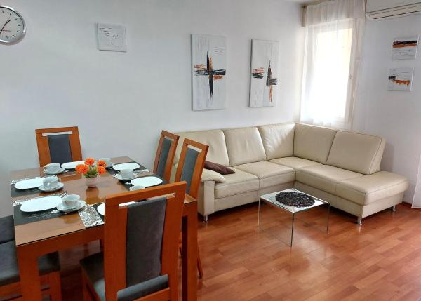 Hestia 3 Bdr Apartment - Split