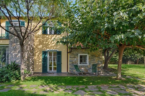 Casa Vacanze Nel Giardino Di Renzo - Imperia