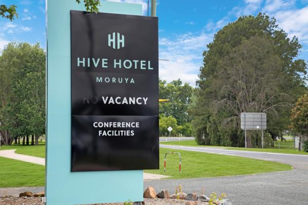 Hive Hotel, Moruya - Tuross Head