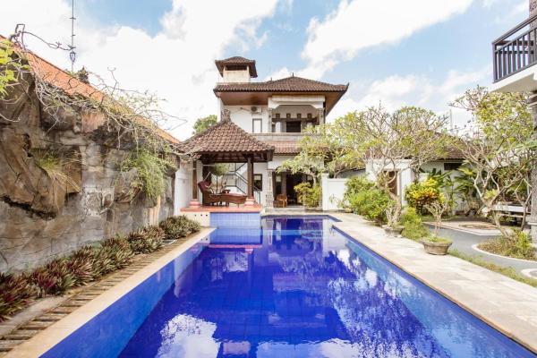 Rumah Akira Seminyak - Seminyak