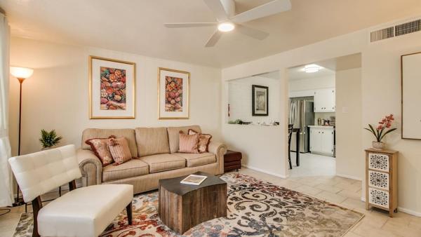 Stylish Arcadia 2-bdrm With Comfort And Charm - Phoenix, AZ