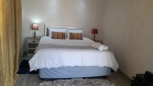 Russell's Rest Rooms - Soweto