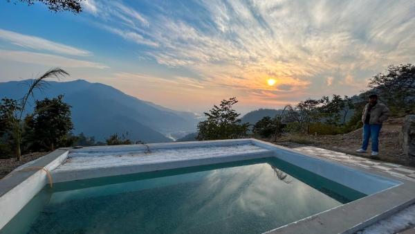 The Sweven Neervan - Rishikesh