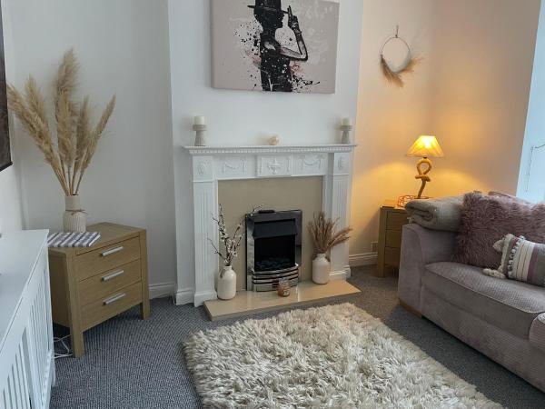 Central Blue Holiday Home. - Bridlington