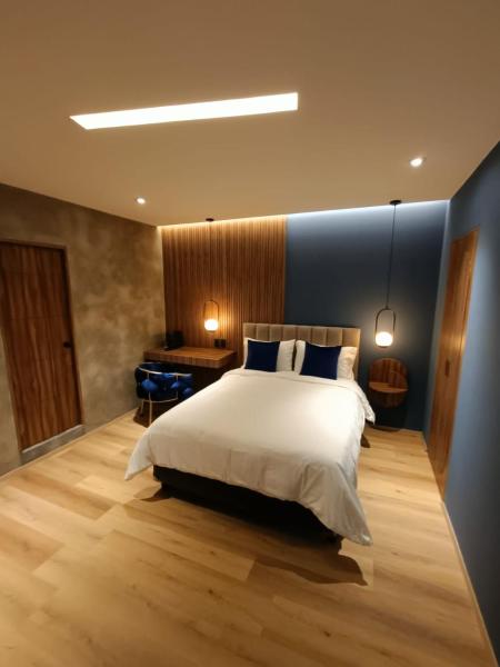 Eugenio Suetes - Naucalpan de Juárez